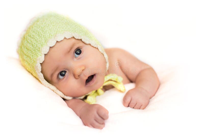 Neugeborenes Baby In Einem Hut Stockbild - Bild von einem, baby: 61538225