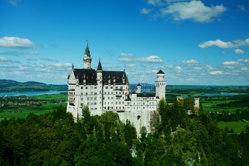 Neuschwanstein, Beautiful Castle Near Munich in Bavaria, Germany ...