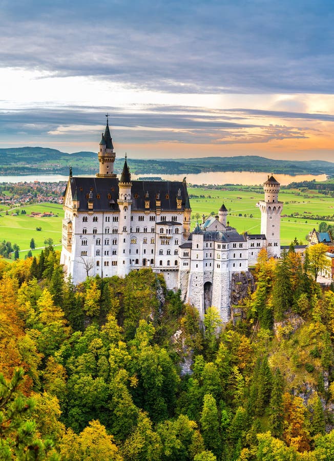 Neuschwanstein castle stock photo. Image of castle, alps - 63107012