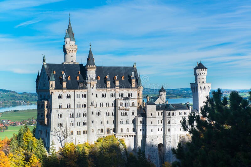 Neuschwanstein Slott Bayern, Tyskland Fotografering för Bildbyråer ...