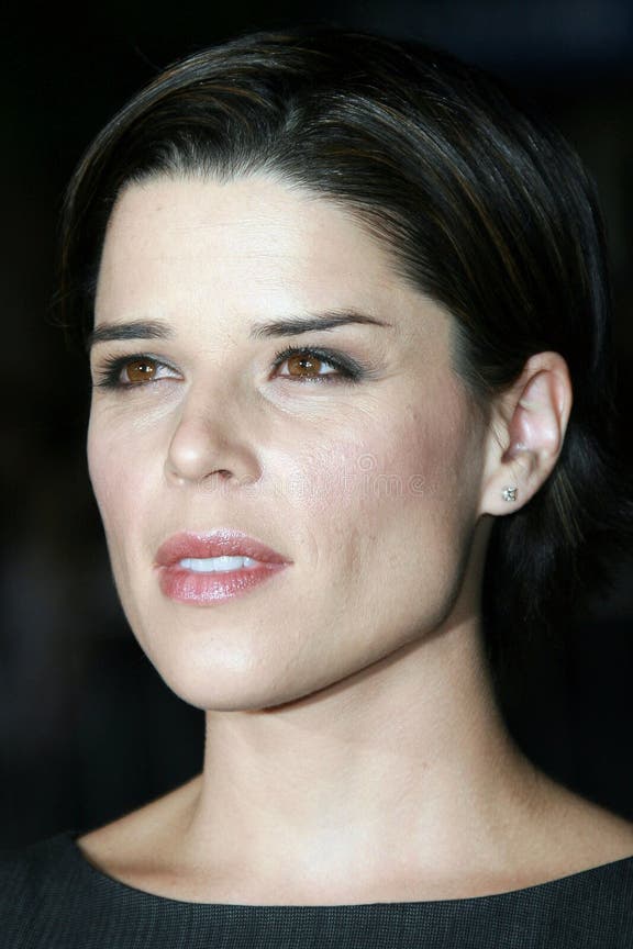 Neve Campbell editorial photo. Image of neve, westwood - 24197456