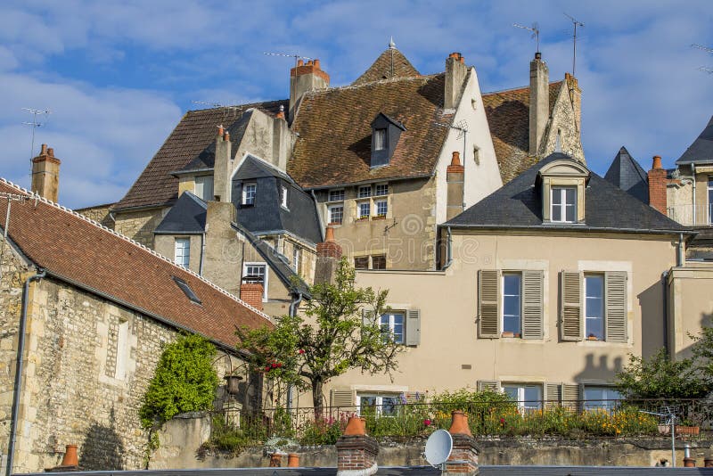 Nevers, Bourgogne, Frankrijk Stock Afbeelding - Image of waarneming ...