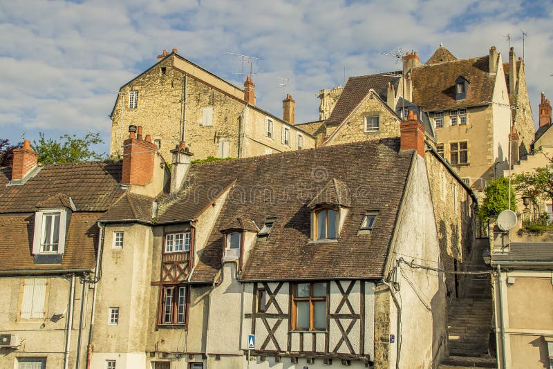 Nevers, Bourgogne, Frankrijk Redactionele Foto - Image of openlucht ...