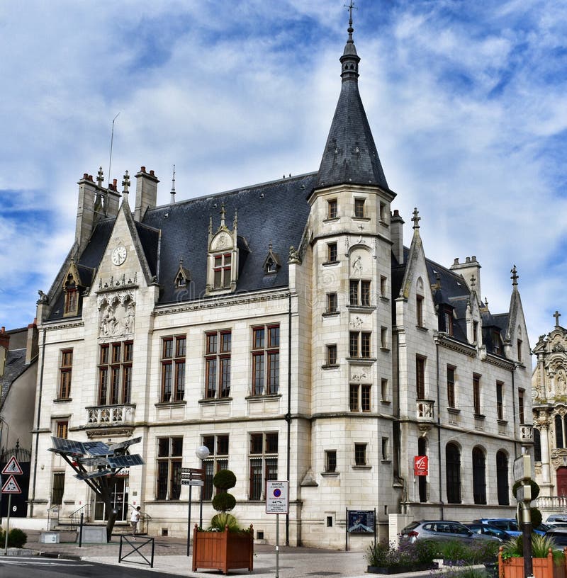 Couche De Ville De Nevers D'affranchissement De Bras Photo stock ...