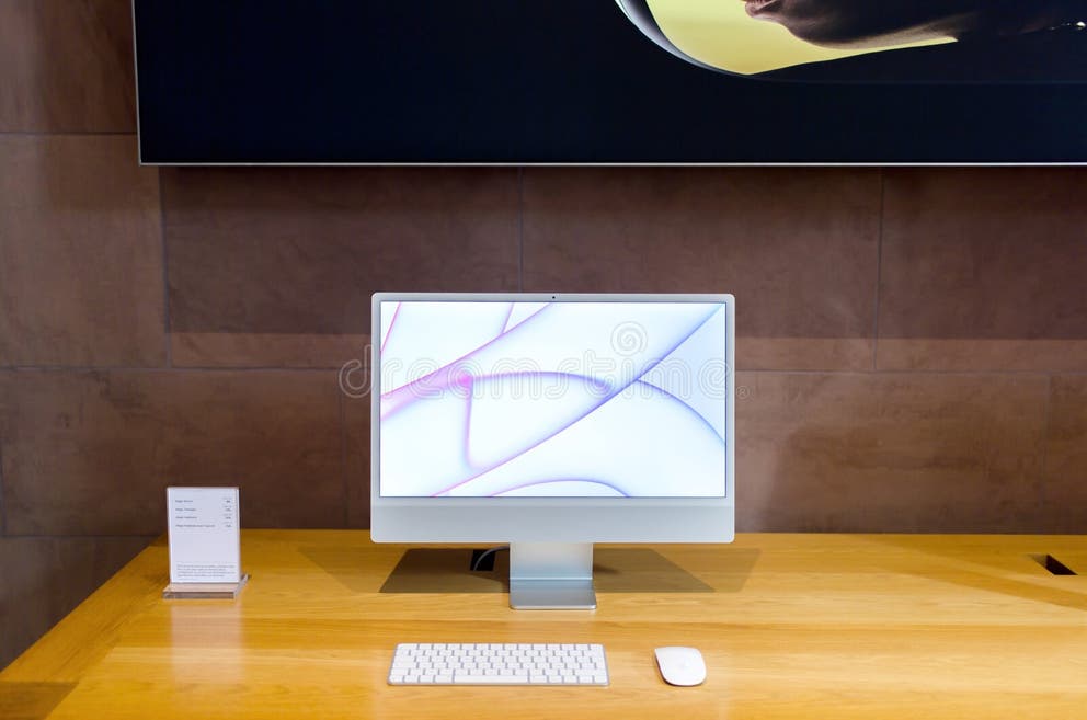 New Apple Computers IMac Computer Showing Random Wallpepr - M1 Cpu ...