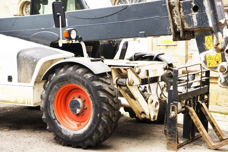 New Automatic Self Propelled Lifting Platform Outside Stock Photo ...