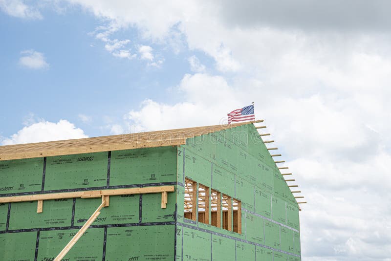 New barn construction stock image. Image of wooden, roof - 282939411