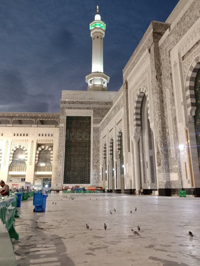 The New Building of the Mesjidil Haram, Mecca Stock Photo - Image of ...