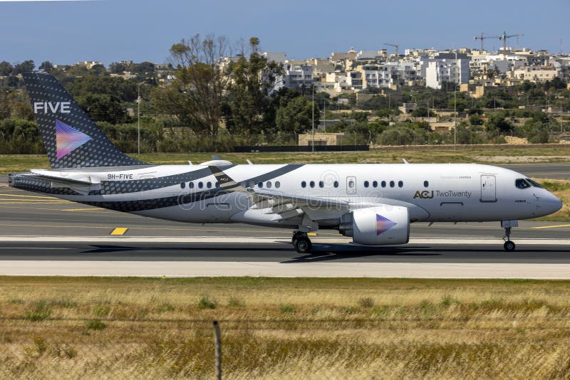 New Color Scheme on a Comlux A220 Editorial Photo - Image of luxury ... New Color Scheme on a Comlux A220 Editorial Photo - Image of luxury ...