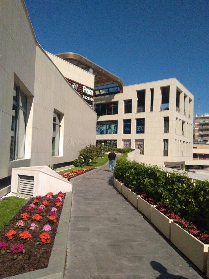 New Commercial Centre AURE in Precast Concrete Elements, Flowers by ...