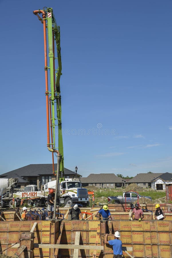 People Working on Constructions Editorial Photography - Image of labor ...
