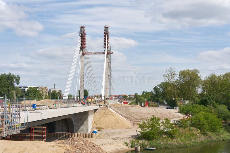 New Construction of the Kaiser-Otto Bridge, the Largest Construction ...