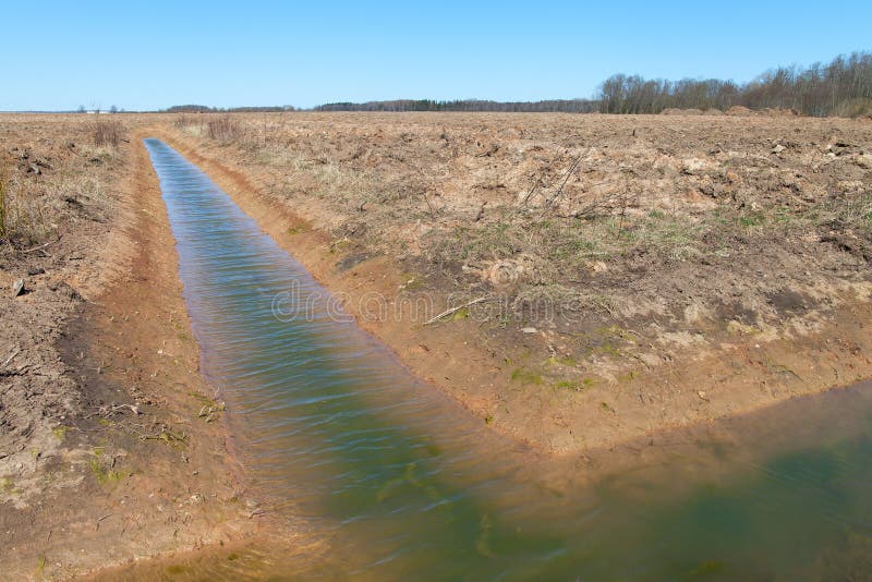 New ditch. stock photo. Image of water, land, farmland - 33179168