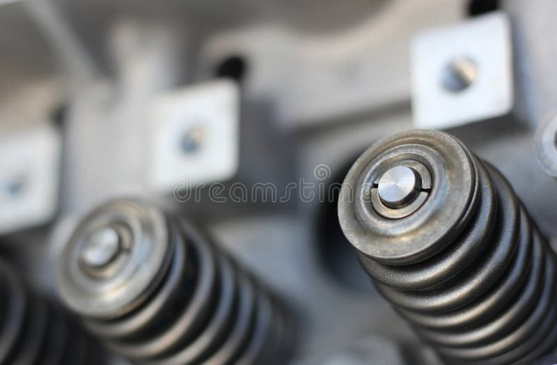 New Eight Cylinder Engine Head with Valve Springs for Vintage ...