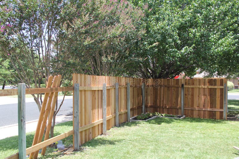 New fence stock image. Image of handyman, cedar, replace - 32651797