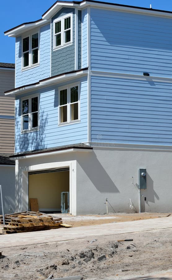 New Home Construction in Florida Stock Image - Image of driveway ...