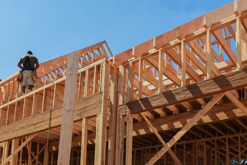 New House Framework of House Under Beam Construction Stock Photo ...