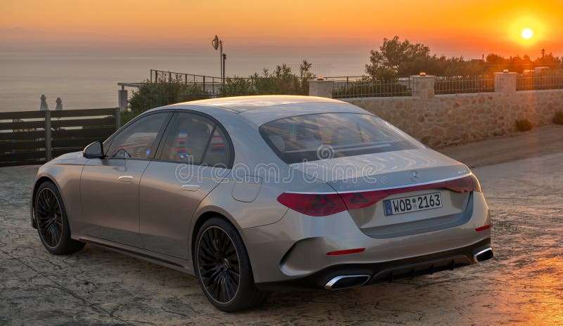 The New Mercedes E-Class is the Last Generation with an Internal ...