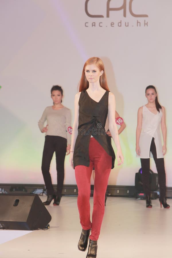 New Model on Fashion Show, Catwalk Show 10 Aug 2013 Editorial ...