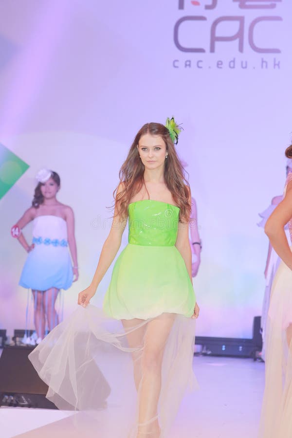 New Model on Fashion Show, Catwalk Show 10 Aug 2013 Editorial ...