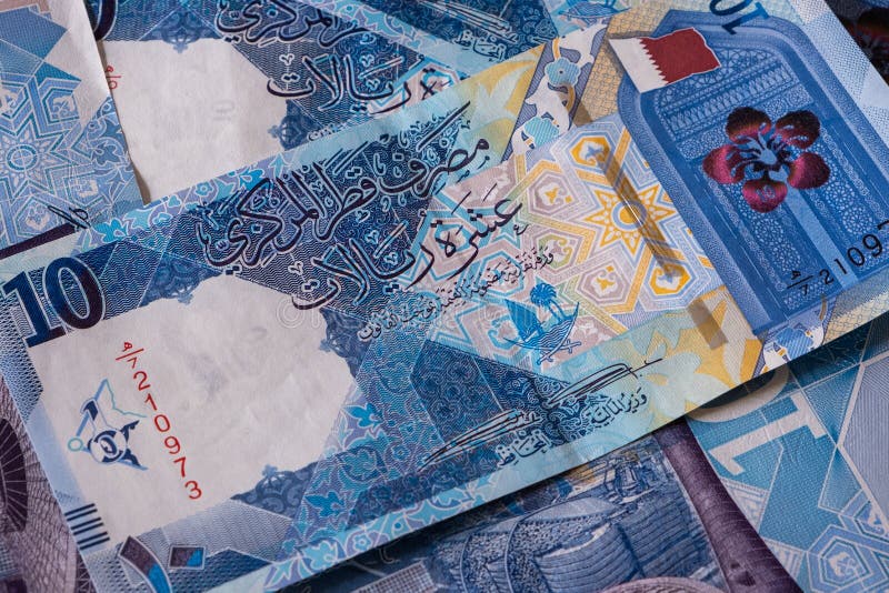 New 10 Qatari Riyal Banknote Stock Photo - Image of business, exchange ...