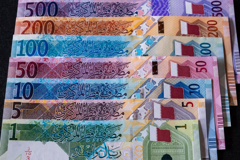 New 500 Qatari Riyal Banknotes Stock Photos - Free & Royalty-Free Stock ...