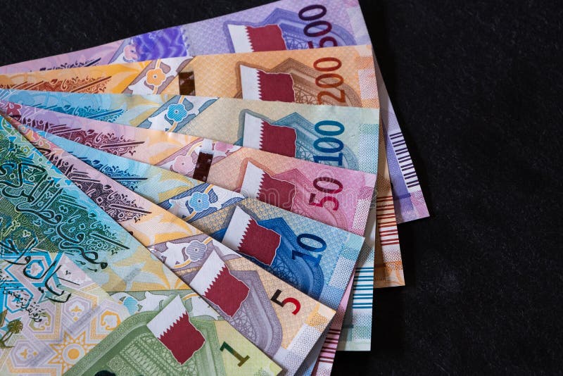 New 500 Qatari Riyal Banknotes Stock Photos - Free & Royalty-Free Stock ...
