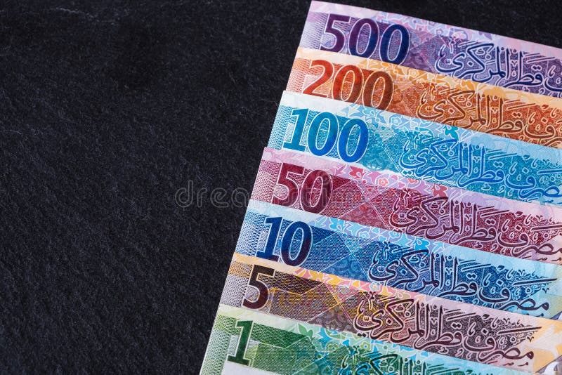 New 500 Qatari Riyal Banknotes Stock Photos - Free & Royalty-Free Stock ...