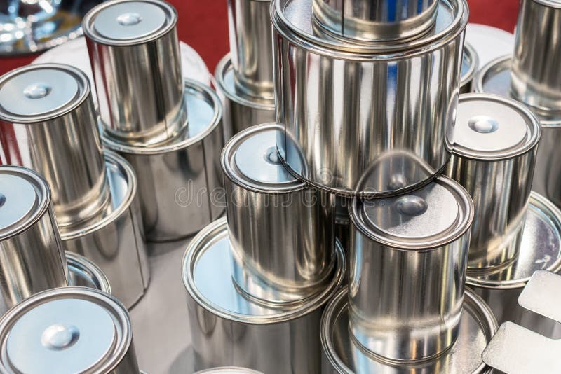 Compressed tin cans stock image. Image of mass, destroy - 10527313