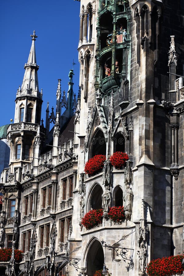 New Town Hall in Munich stock image. Image of castle - 32054617