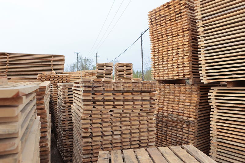 New Wooden Pallets are in the Racks. Wooden Pallets for Transporting ...