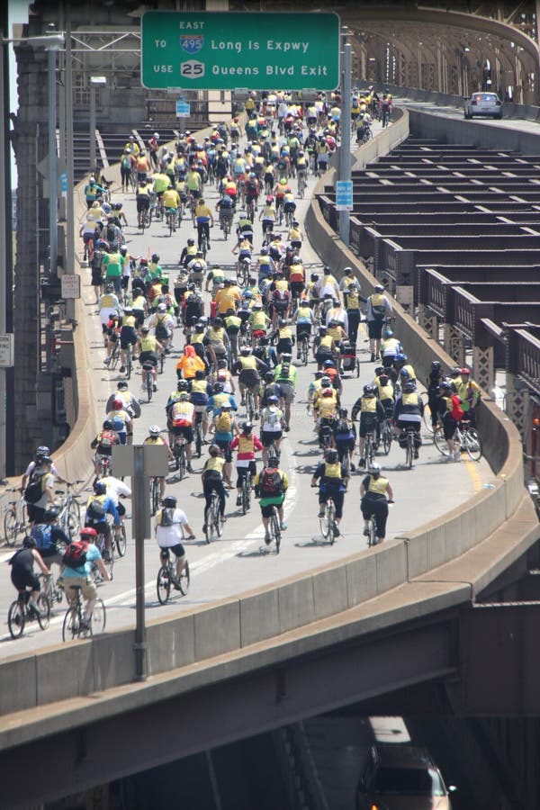 New York Bike Ride editorial photography. Image of scene - 19366442