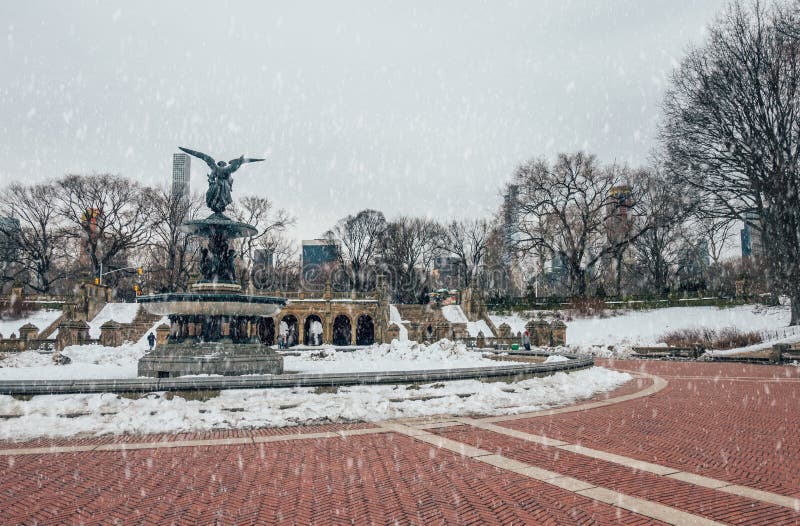New York City Central Park in Snow Stock Image - Image of outdoor ...