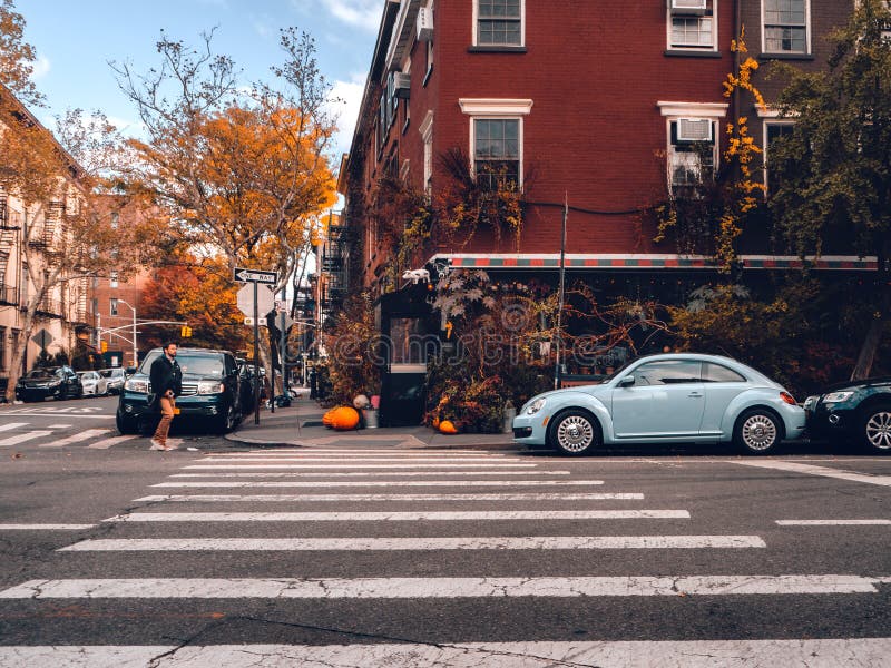 New York City Downtown in Autumn Editorial Photography - Image of west ...