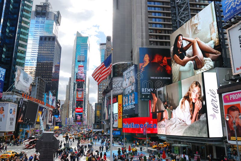 New York City Manhattan Times Square Editorial Stock Image - Image of ...