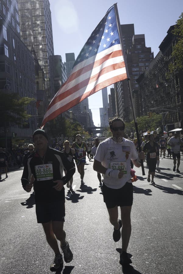 New York City Marathon Runner with American Flag Editorial Photo ...