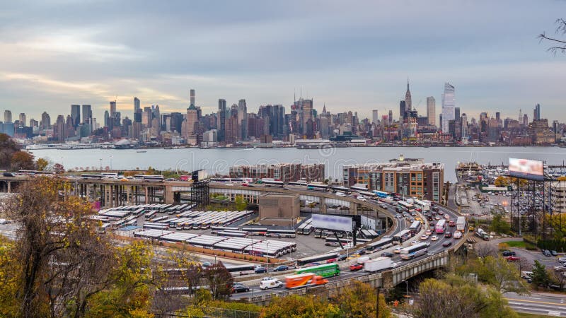 New York City and Highway Loop Stock Video - Video of route, city ...