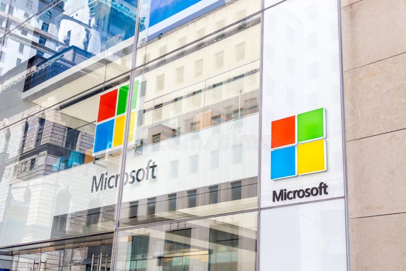 Microsoft store editorial image. Image of department - 90751240