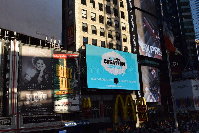New York / USA - 15/06/2017 - Panoramic View of Times Square Editorial ...