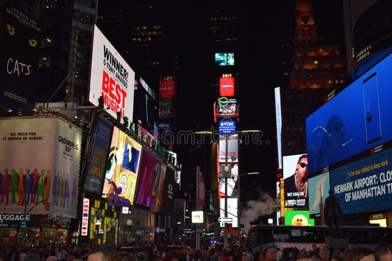 New York / USA - 15/06/2017 - Panoramic View of Times Square Editorial ...