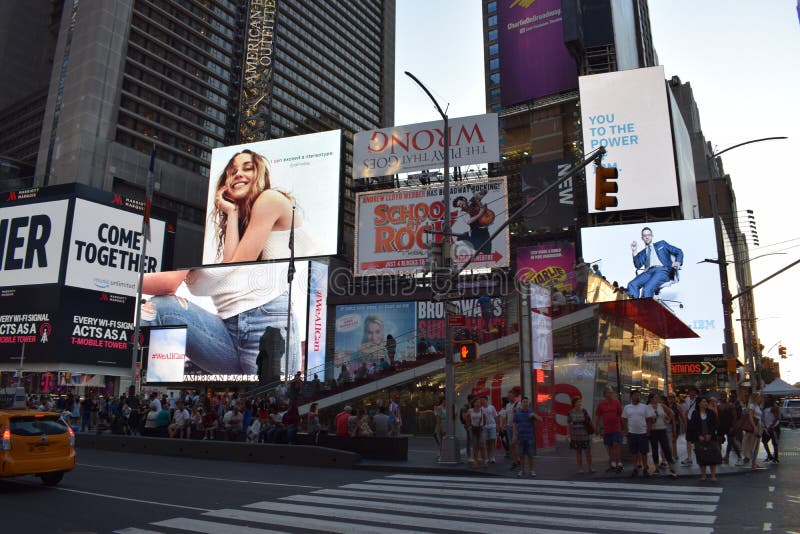 New York / USA - 15/06/2017 - Panoramic View of Times Square Editorial ...