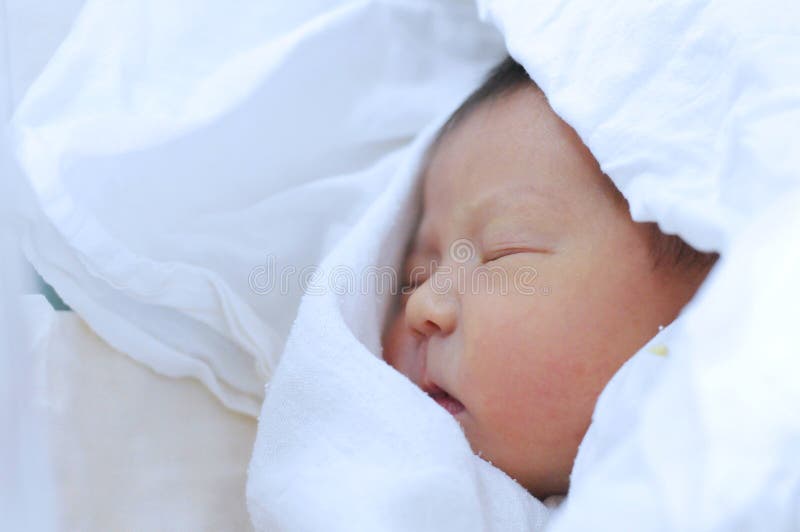 Newborn Baby Covered in Sheet Stock Image - Image of nappy, dauther ...