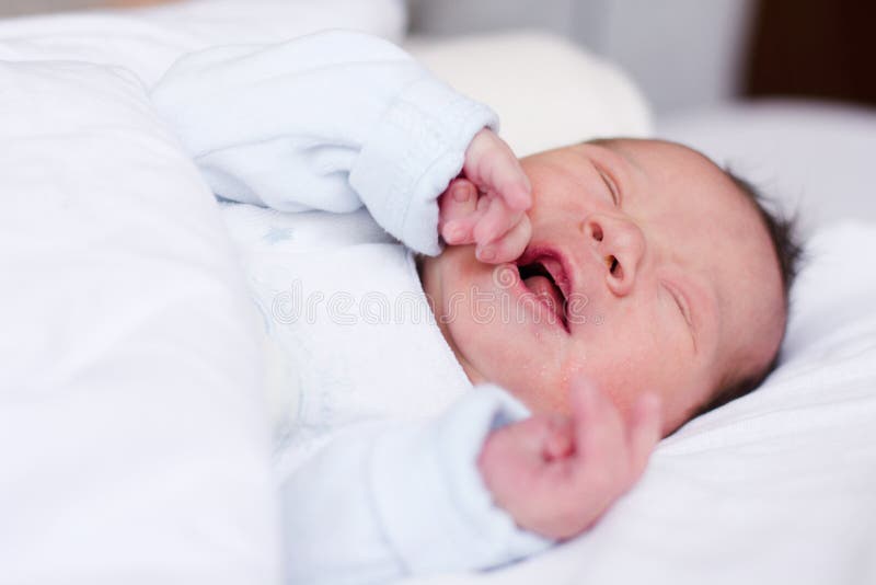 Newborn baby crying stock image. Image of expression - 33054401