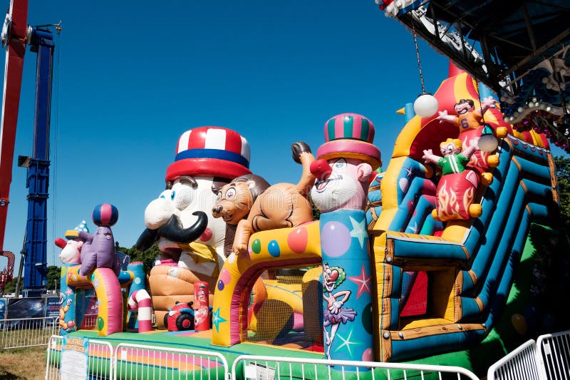 Newcastle Hoppings Funfair on Sunny Day Editorial Stock Image - Image ...
