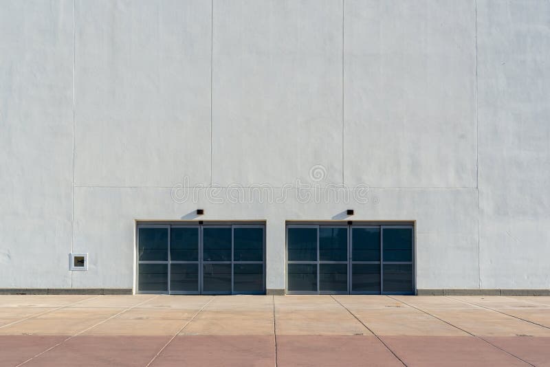 Vacant Retail Space stock image. Image of glass, business - 283803685