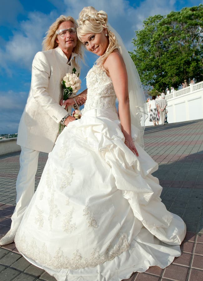 Newly Wedded Couple in the Park Stock Photo - Image of fashion, forest ...