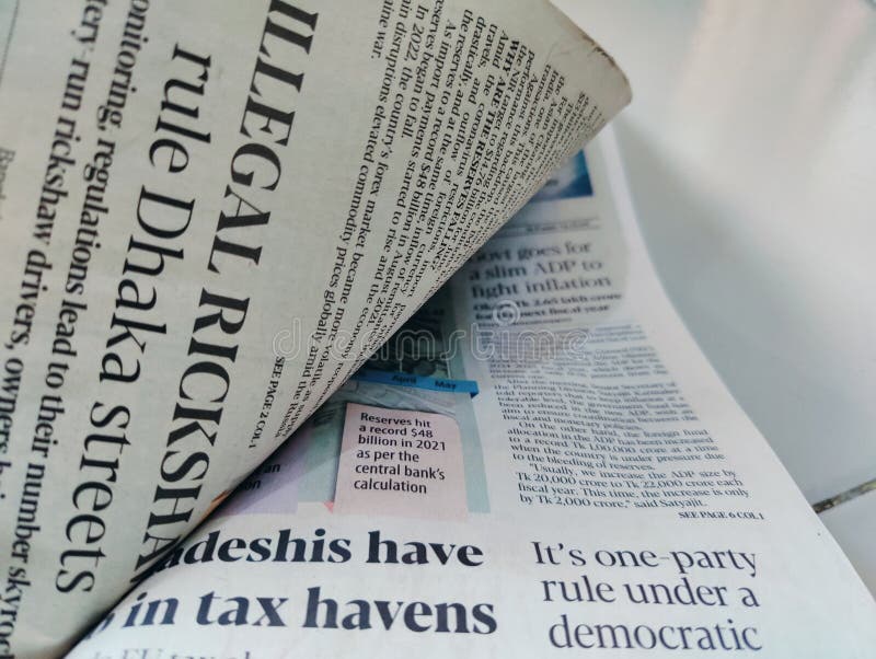 Newspaper Headline on the Background Editorial Image - Image of sign ...