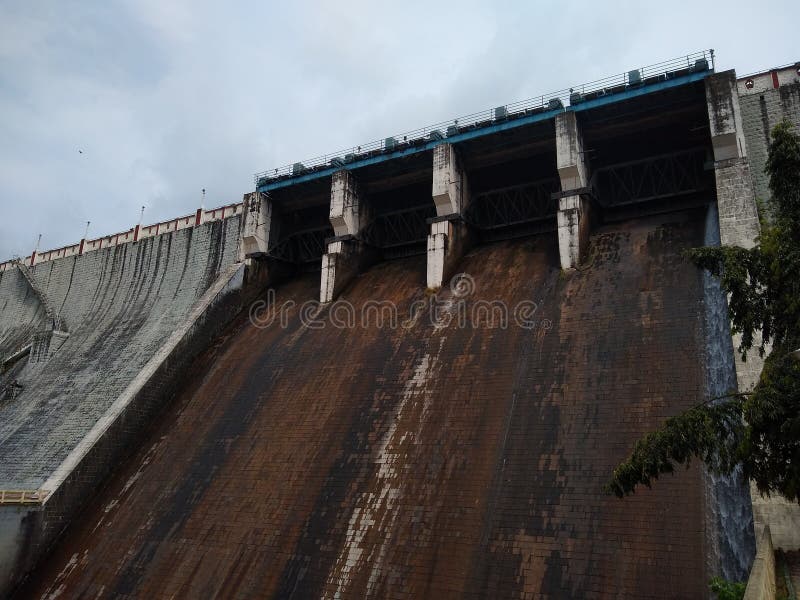 Neyyar Dam Shutter Gravity Dam in Thiruvananthapuram, Kerala Stock ...