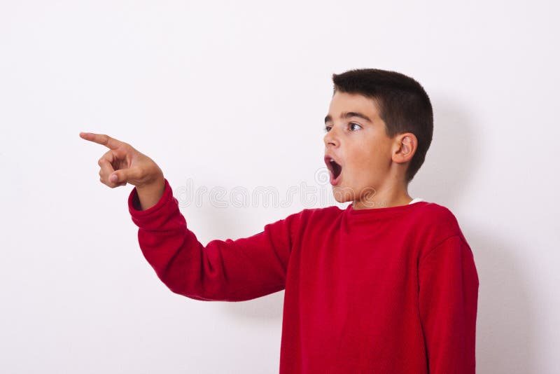 Niño aislado imagen de archivo. Imagen de dedo, modelo - 78436697