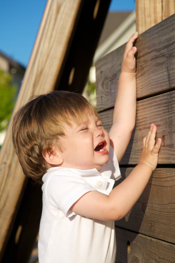 Niño frustrado foto de archivo. Imagen de cara, humano - 22887812